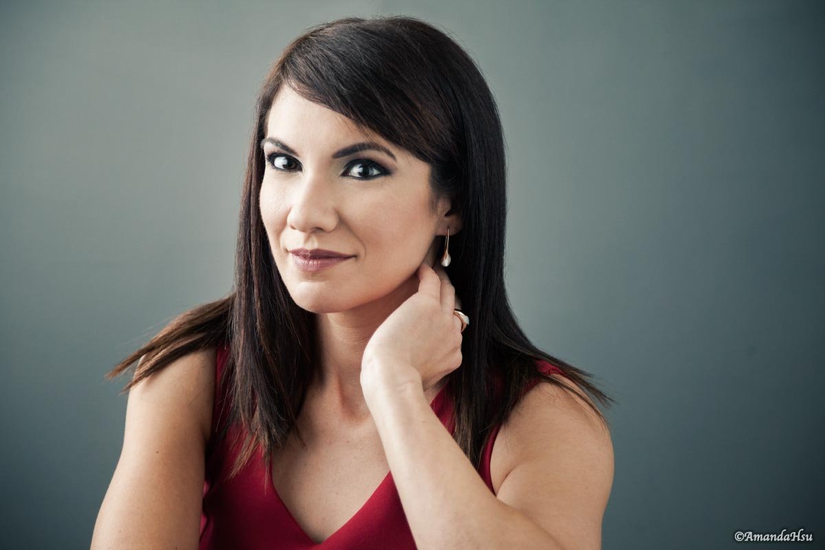 The beautiful gift, he for she. – Amanda Hsu Portraits