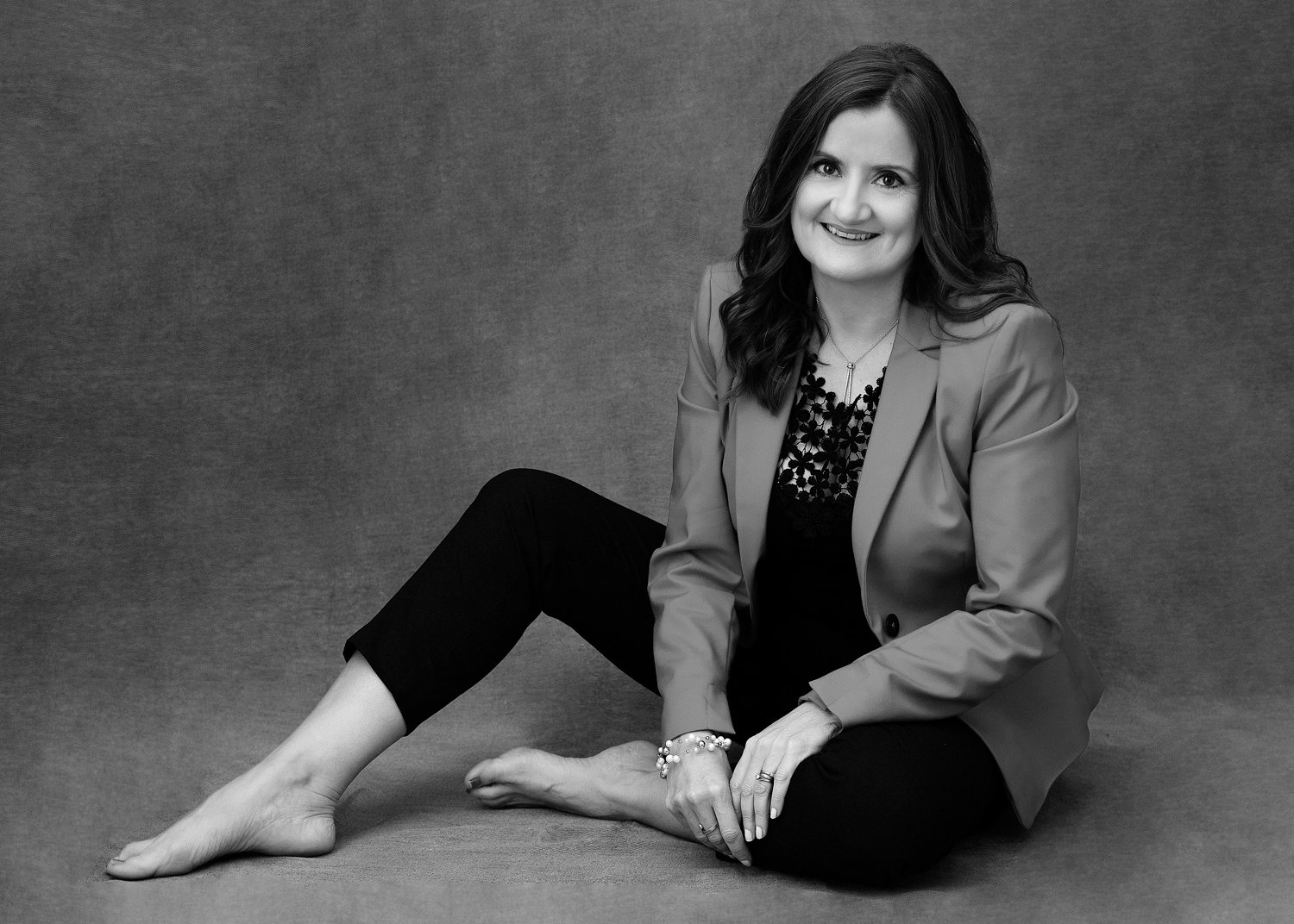40 over 40 Photo Shoot with Elaine Camilleri – Amanda Hsu Portraits